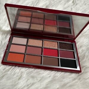 Illuminati | Makeup | Illuminati Blazed And Confused Eyeshadow Palette ...